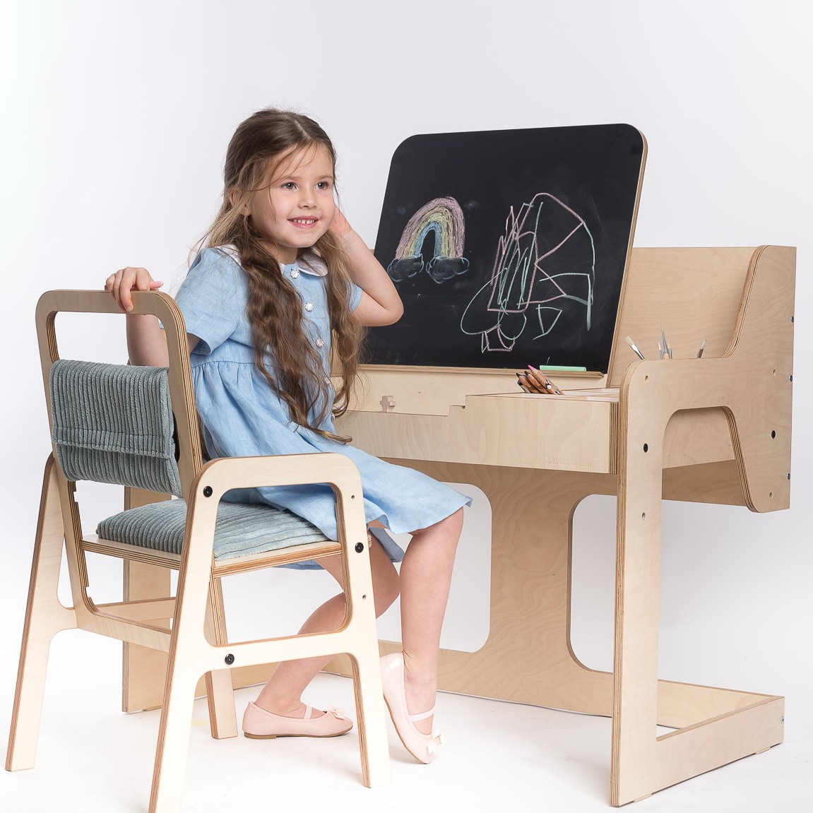 Adjustable Children Montessori Table and Chair Set Luula - Mint Green ...
