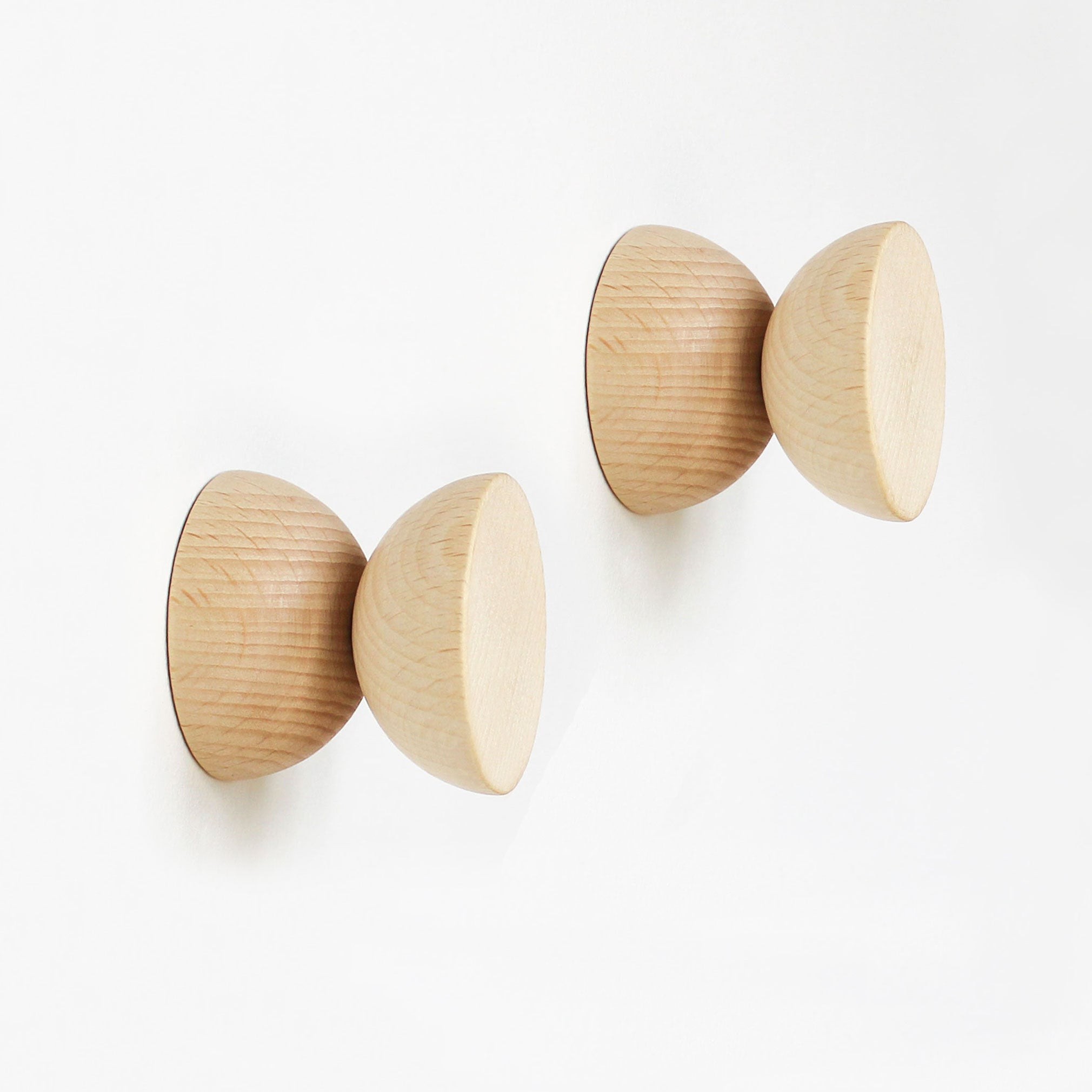Beech Wood Wall Hooks / Knobs – 2 pcs | Hertwill