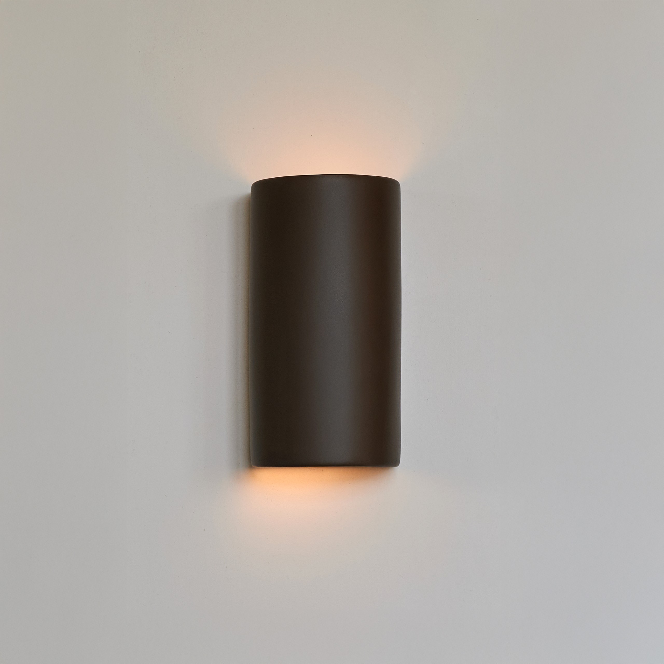 Ceramic wall light CURVE - Brown | Hertwill