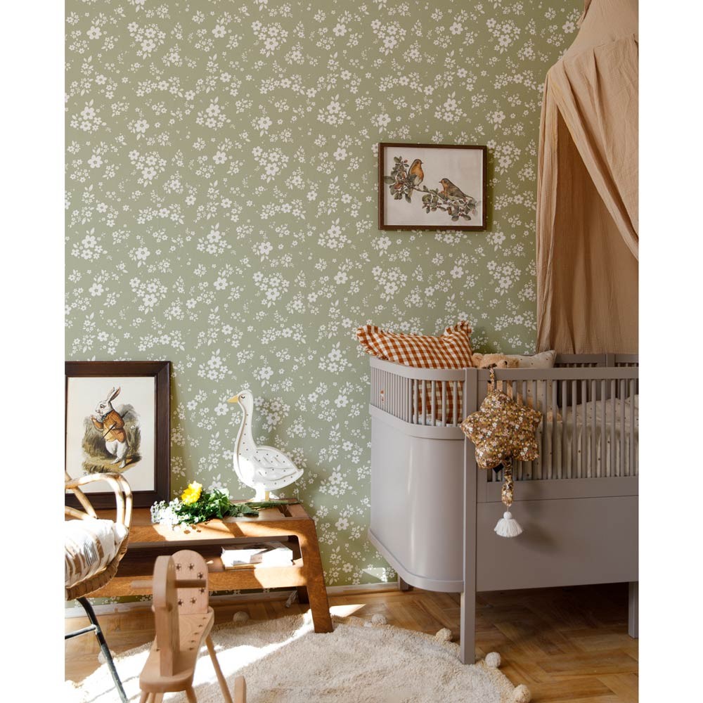 Lace Meadow Green Wallpaper | Hertwill