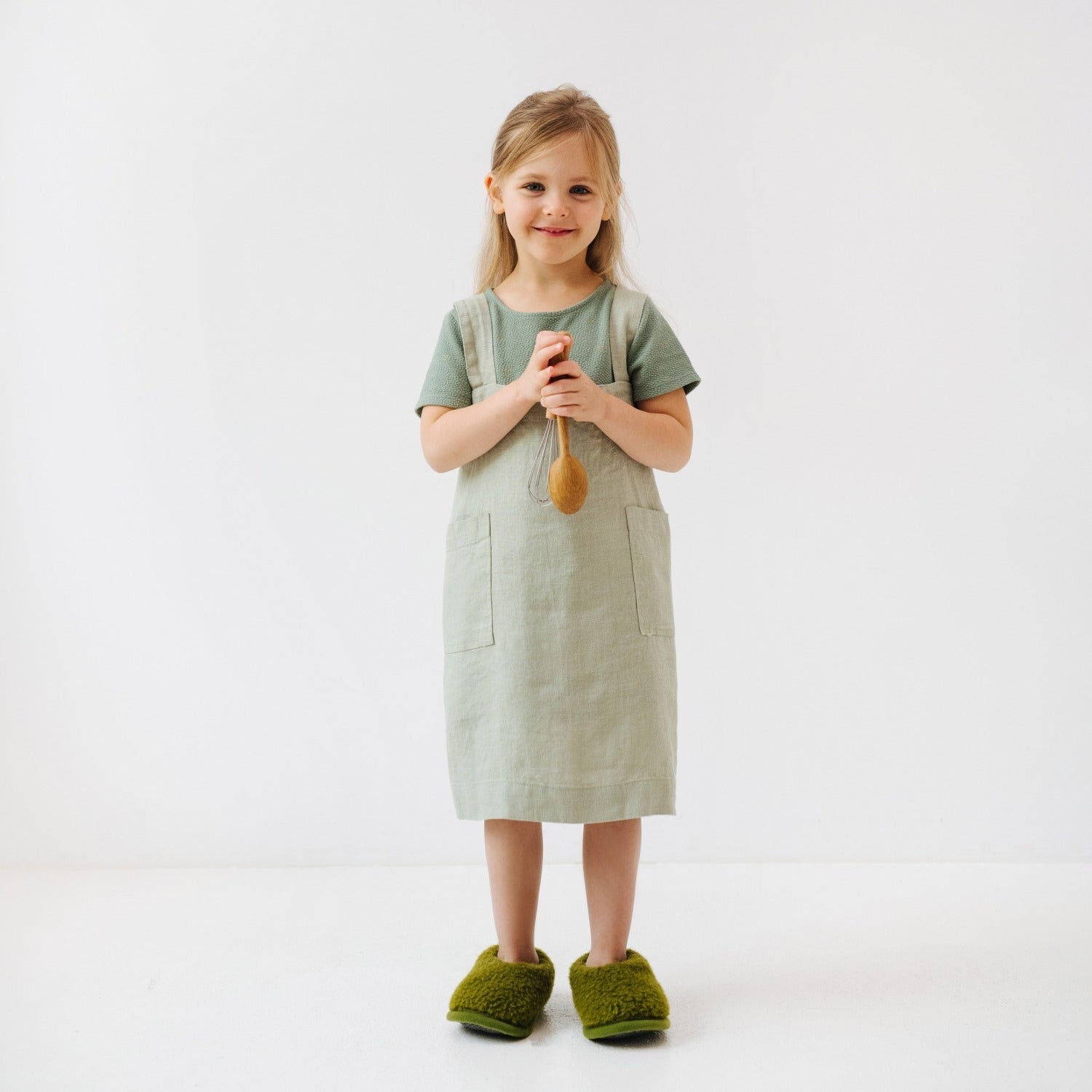 Linen Pinafore Apron for Kids - Sage | Hertwill