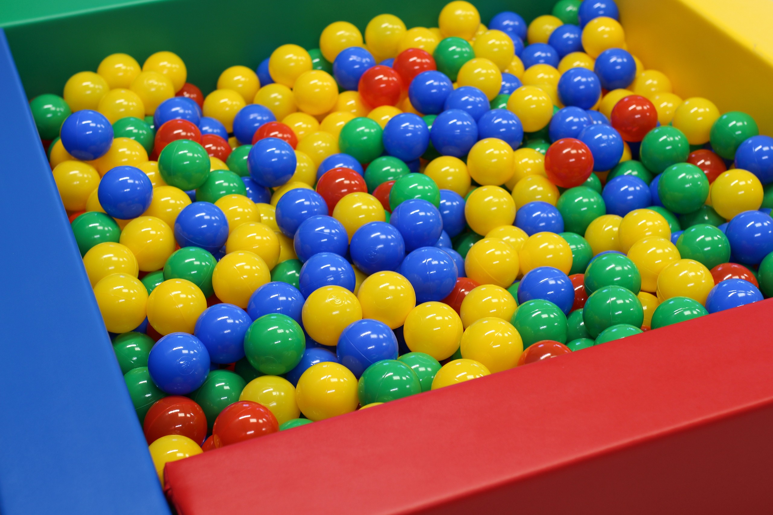 Soft Play Ball Pit Balls 500pc - Multicolor | Hertwill