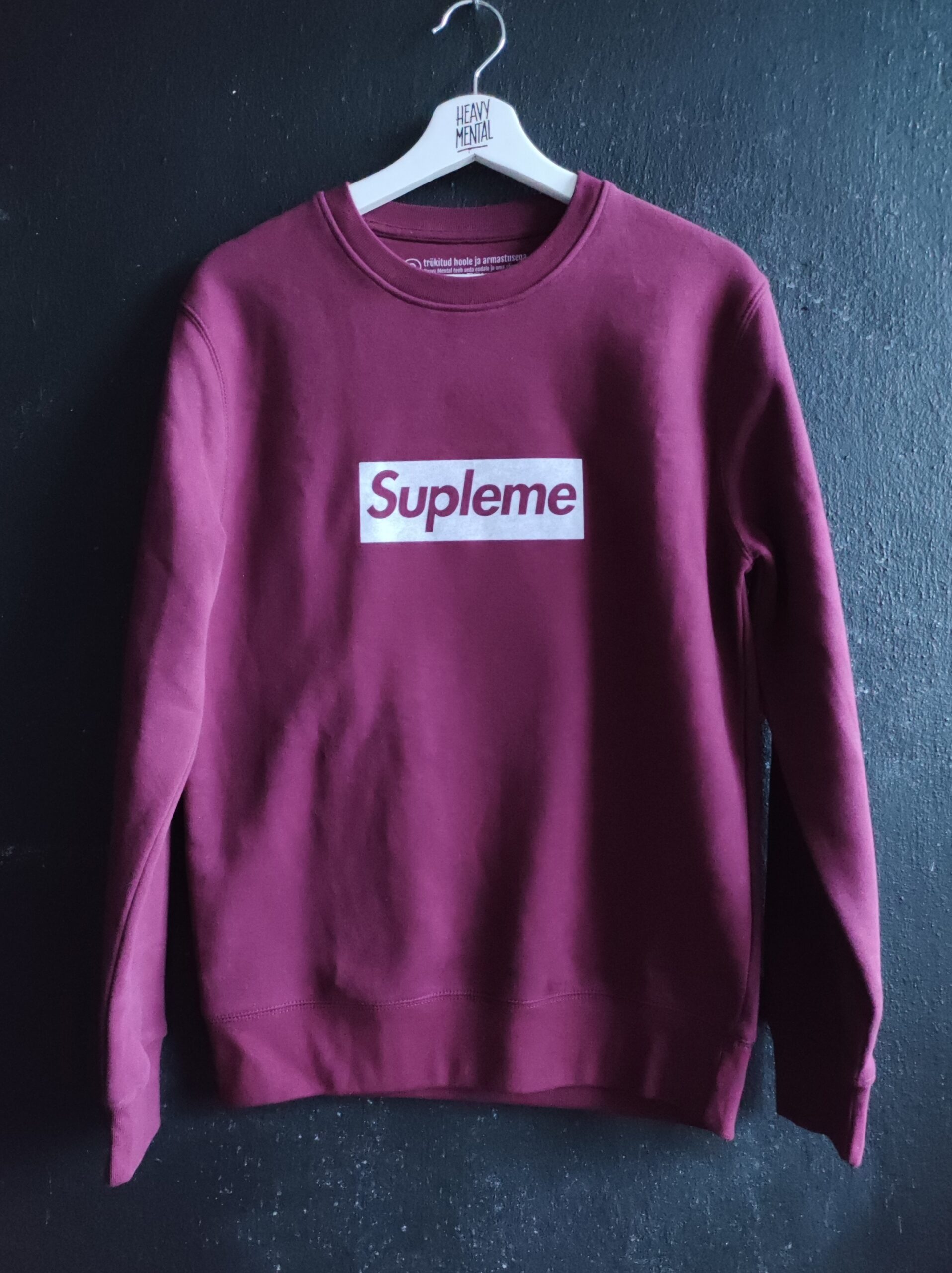 Supleme Sweatshirt - Bordeaux | Hertwill