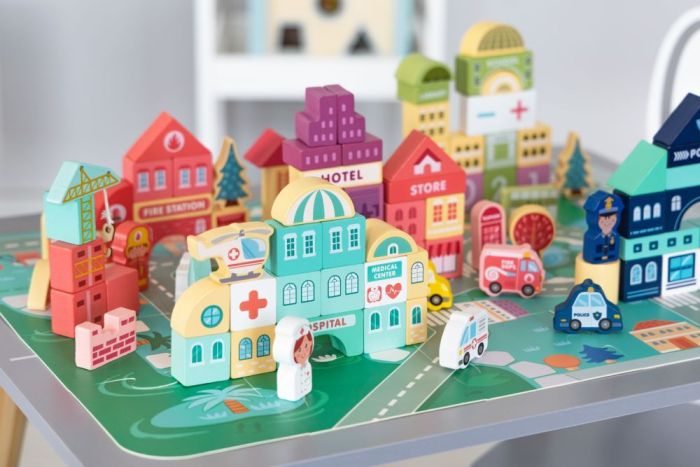 Wooden Blocks + Base City Set, 121 Pieces | Hertwill