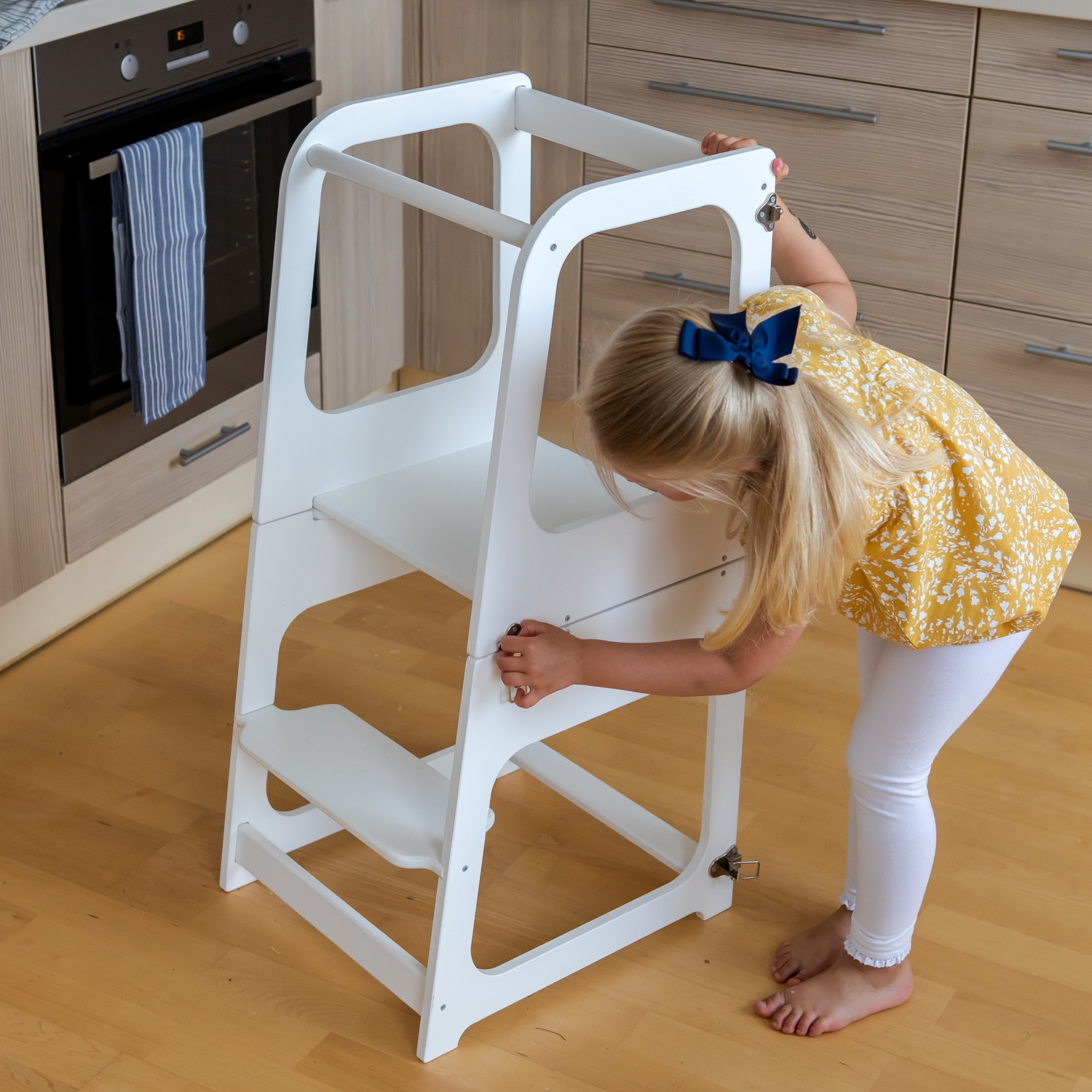 Transformable Kitchen Tower / Table & Chair | Hertwill